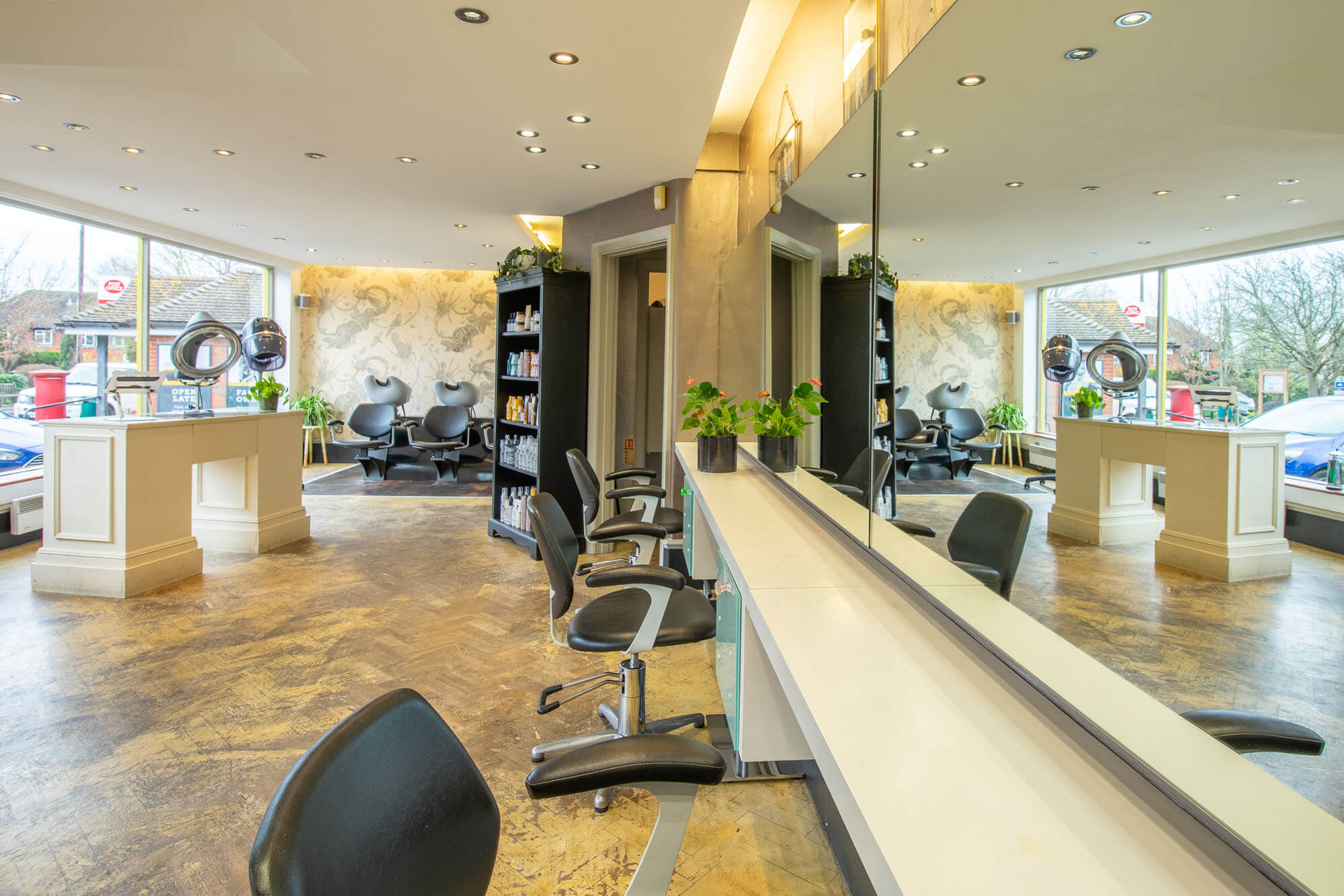 Home | Hair Design Studio